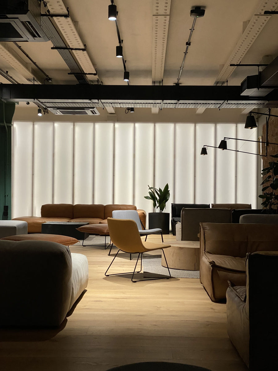 Contact – Loop And Twist